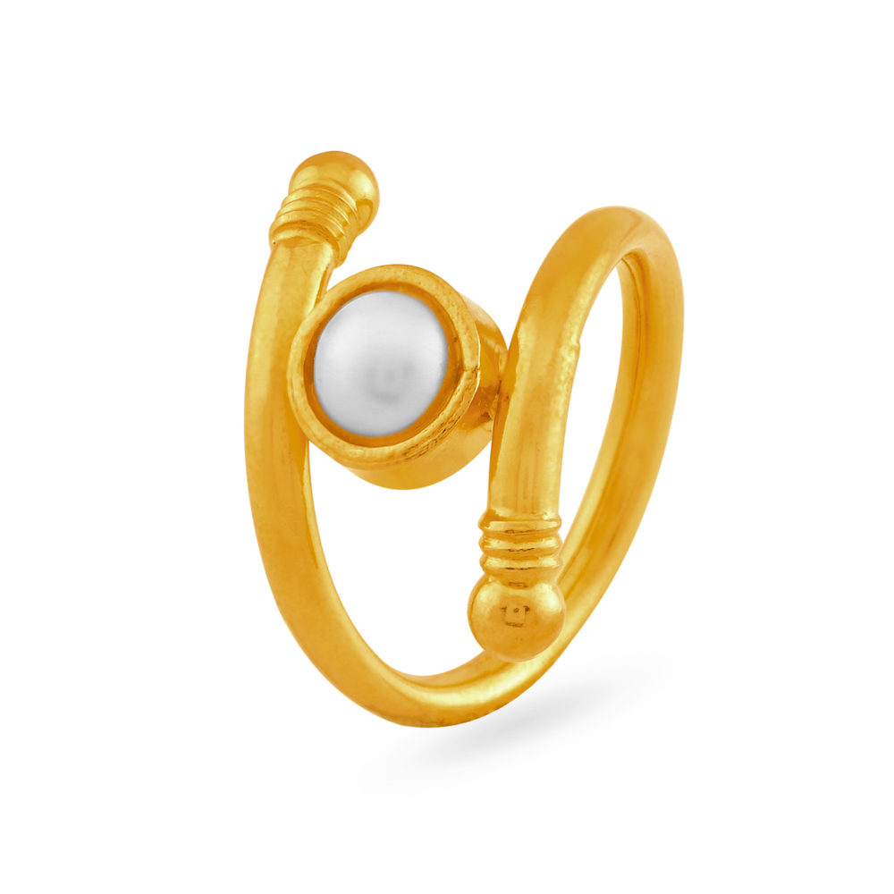 Buy Sleek and Stunning Gold Finger Ring at Best Price | Tanishq ...
